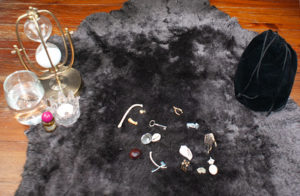 Rosarium Blends Bone Reading Starter Set – Bones, Shells, and Curios